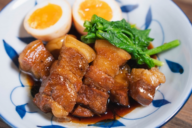 角煮が硬い原因と解決法完全ガイド｜家庭でできる柔らか角煮の作り方 | おうちのくらしノート